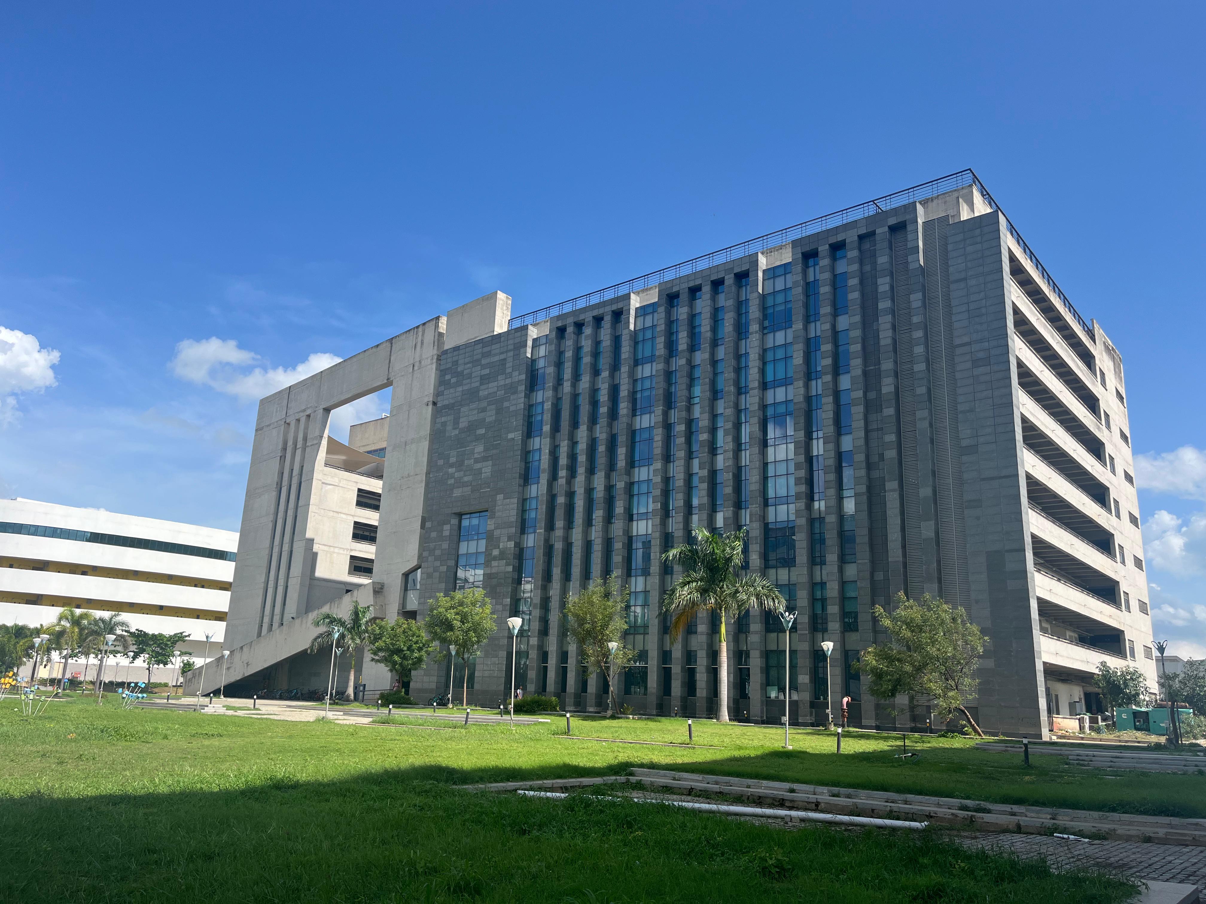 Construction & Maintenance Division