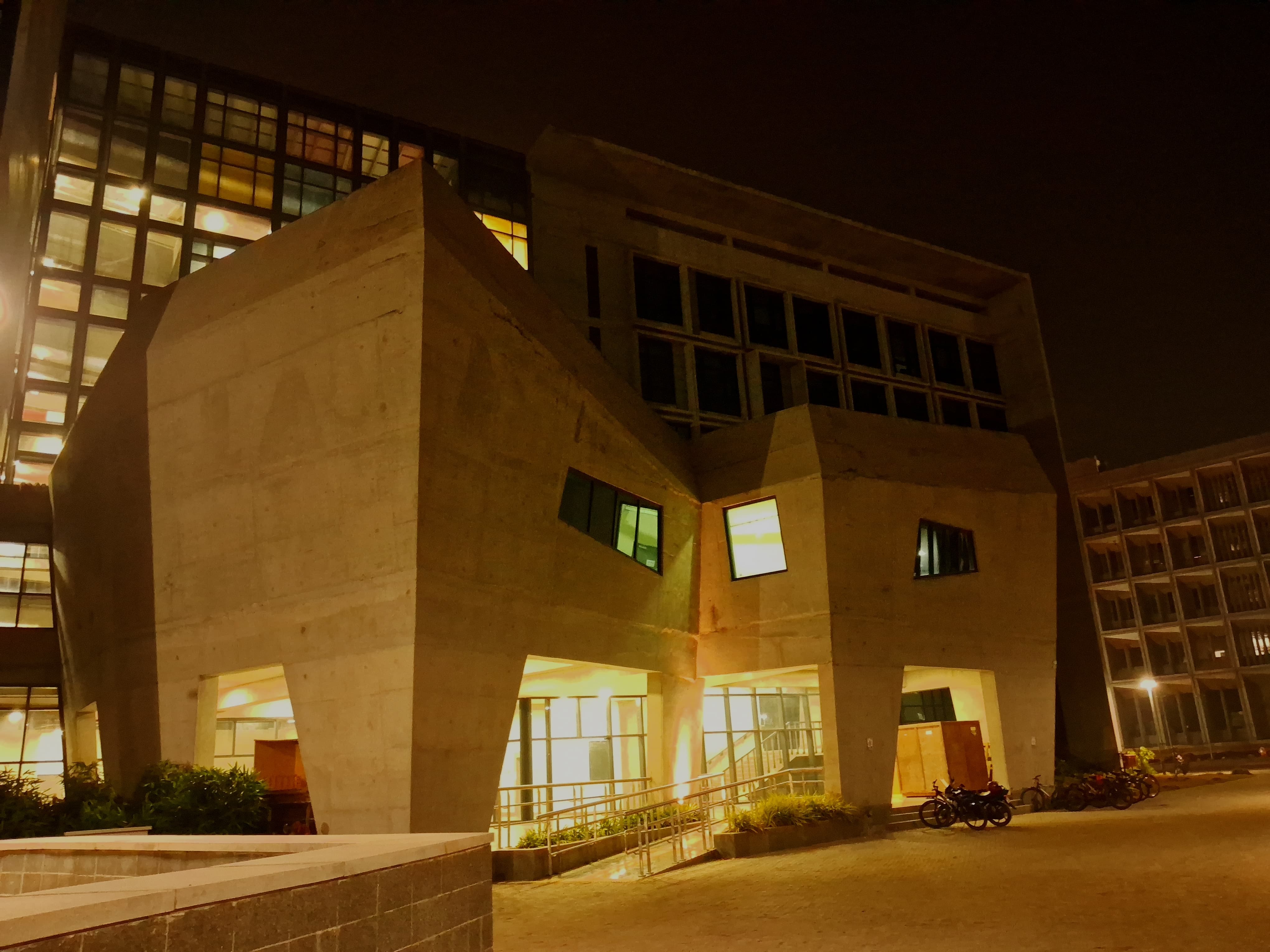 Construction & Maintenance Division